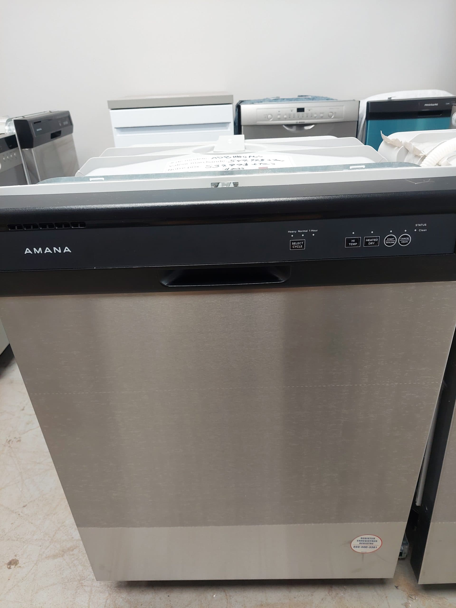 Lave-vaisselle Amana modèle: ADB1400AGS N/S: FB0753342 (#2035 ...