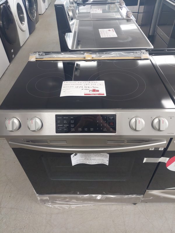 Cuisinière Samsung modèle: NE63T8111SS (NI) (#2420) - Électroménagers ...