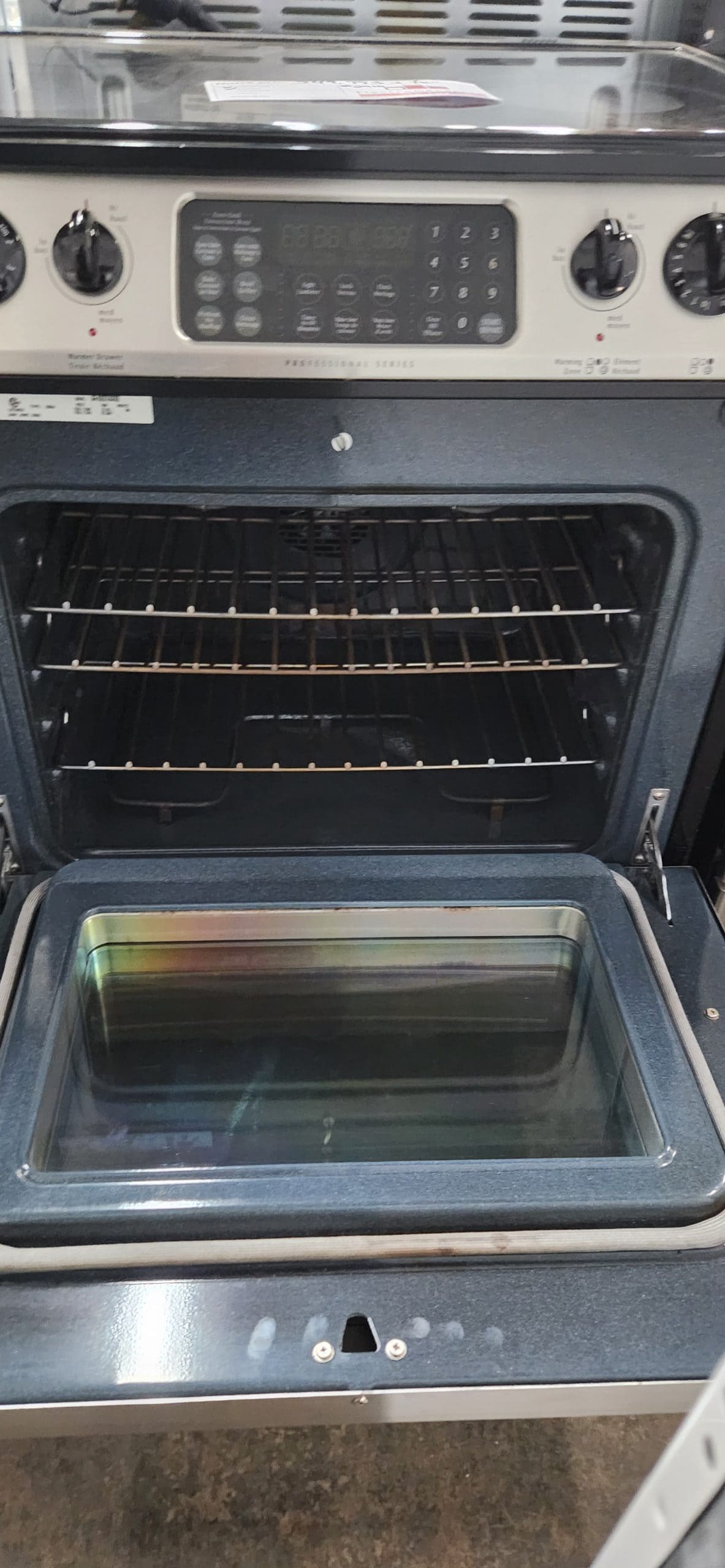 Cuisinière Frigidaire Electrolux (#2910) ( R ) - Électroménagers Ste-Foy