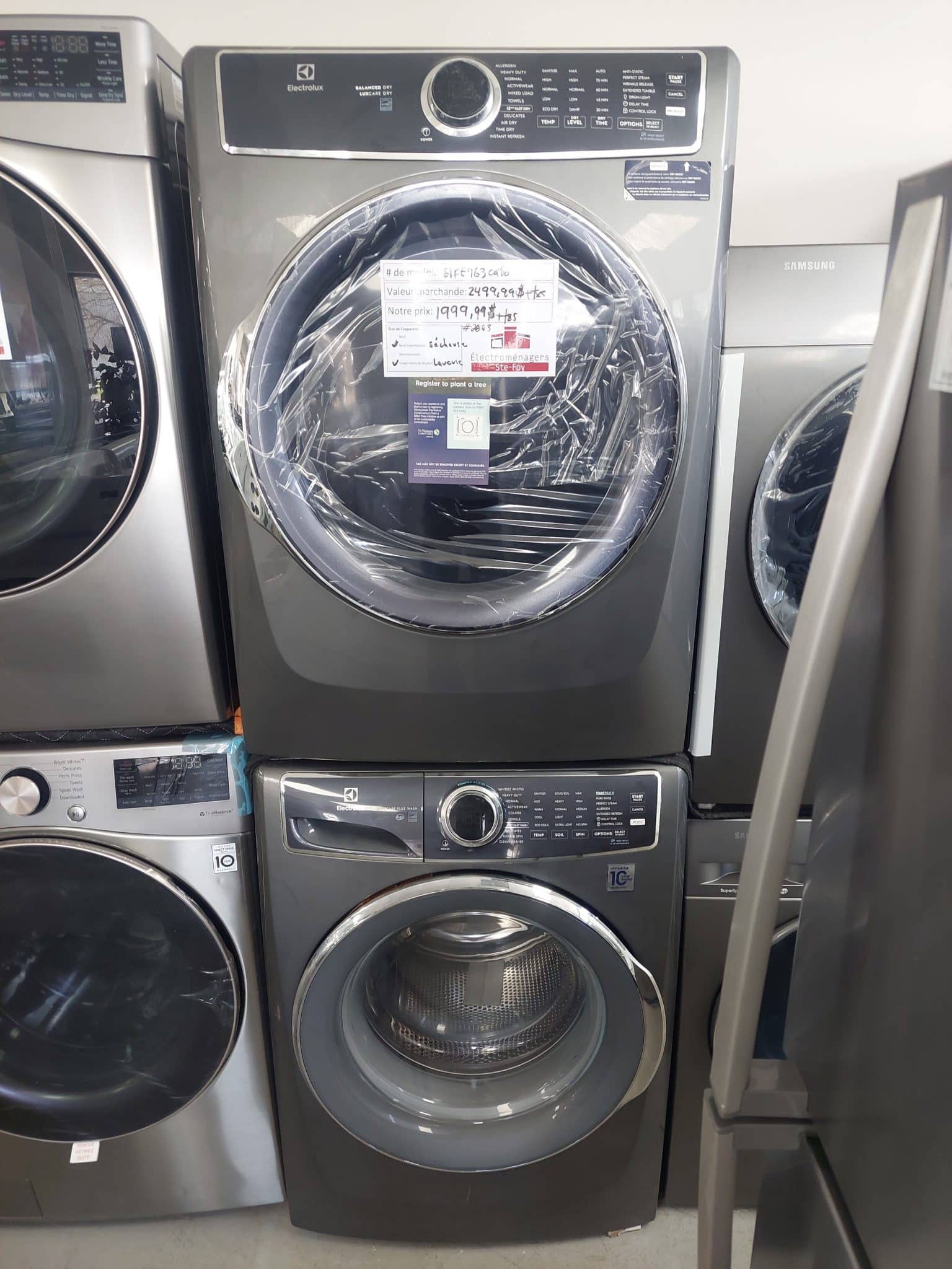 Laveuse Sécheuse Electrolux modèle: ELFW7537AT modèle: ELFE763CAT N/S ...