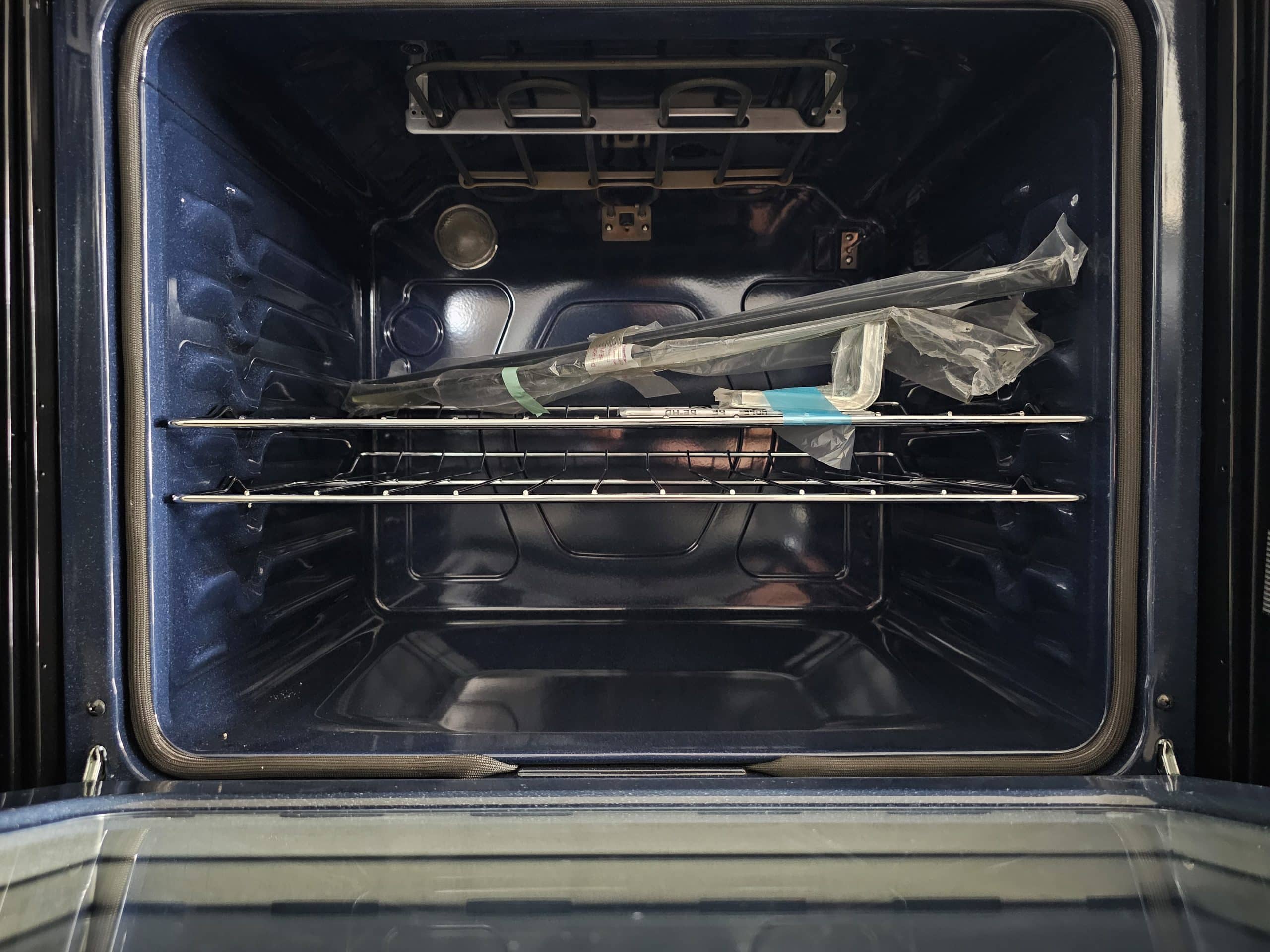 Cuisinière Samsung stainless Modèle: NE63 (#3344) - Électroménagers Ste-Foy