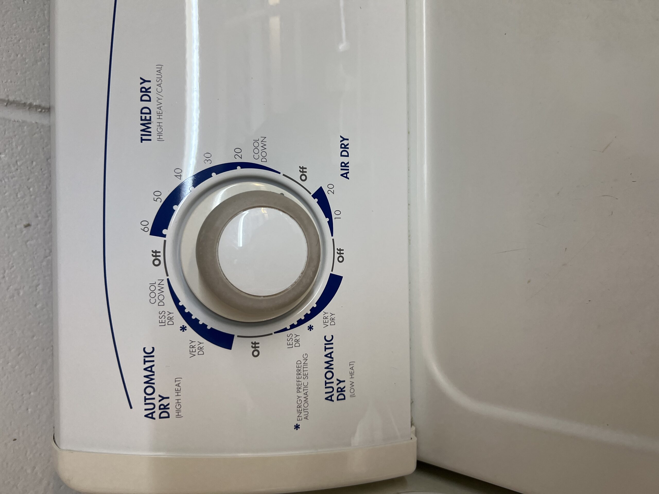 Sécheuse Inglis Blanche (r) (#4638) - Électroménagers Ste-Foy